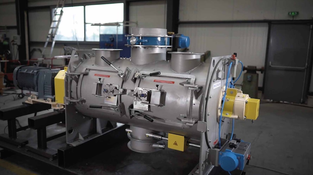 Intensive mixer : Sofraden, intensive mixer with full discharge door system