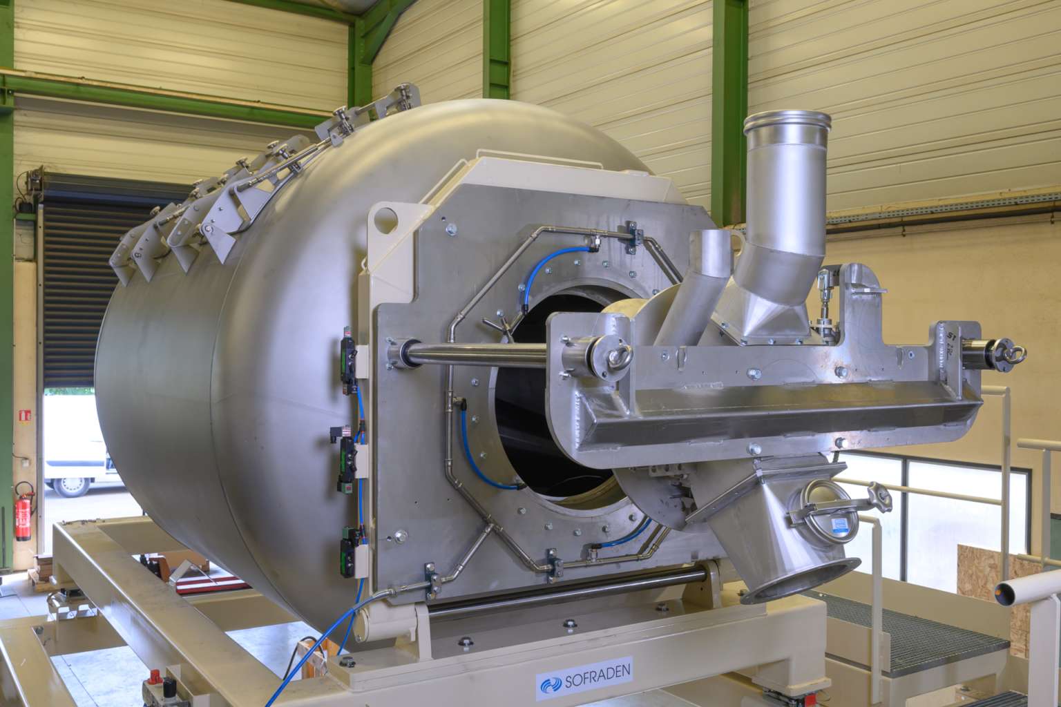 Rotary drum mixer : industrial drum rotator mixer, food mixing ...